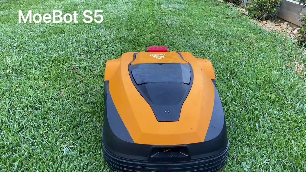 MoeBot S5 and S10 review | Robot Maniak